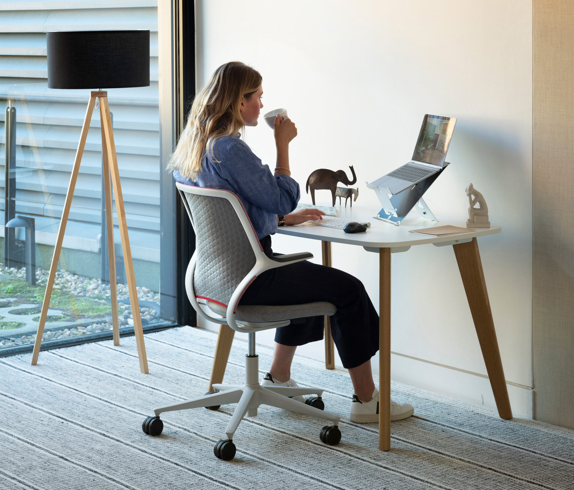 Orangebox Allow Me Office Chair Light Grey Trellis Mesh